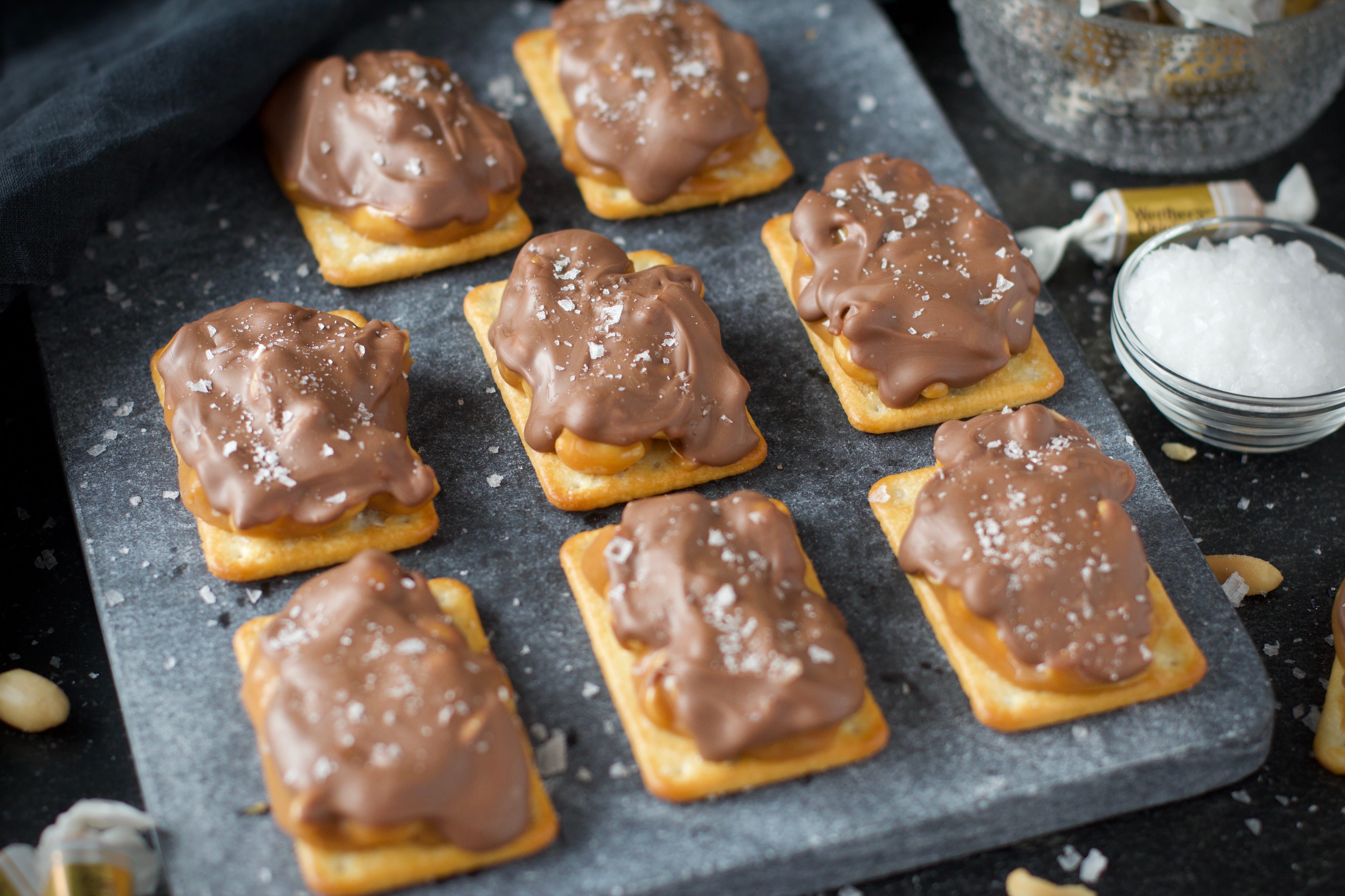 Salta kex med kola & jordnötter | CakeByMary | Allt om Mat