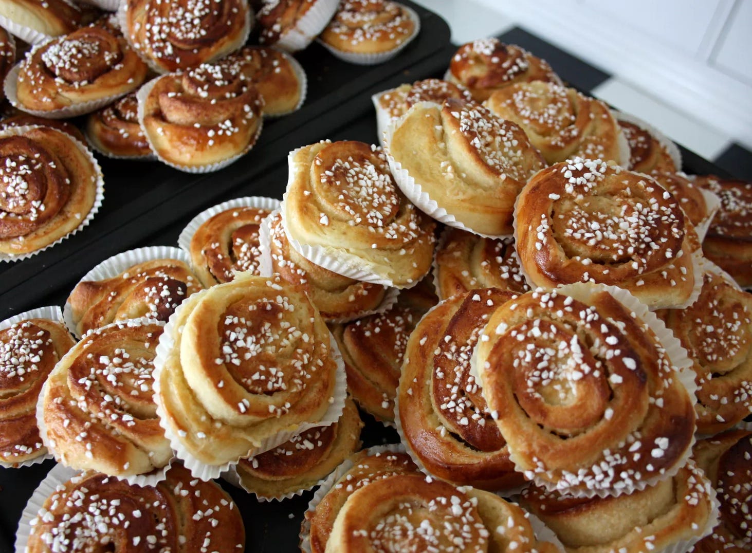 Goda bullar med mandelmassa | Madame Edith | Allt om Mat