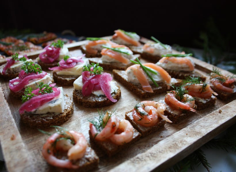 Goda snittar med räkor till mingel | Madame Edith | Allt om Mat