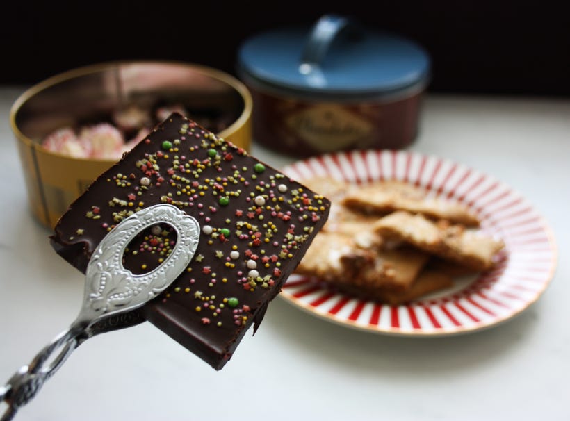 Enkelt julgodis med choklad och n... | Madame Edith | Allt om Mat