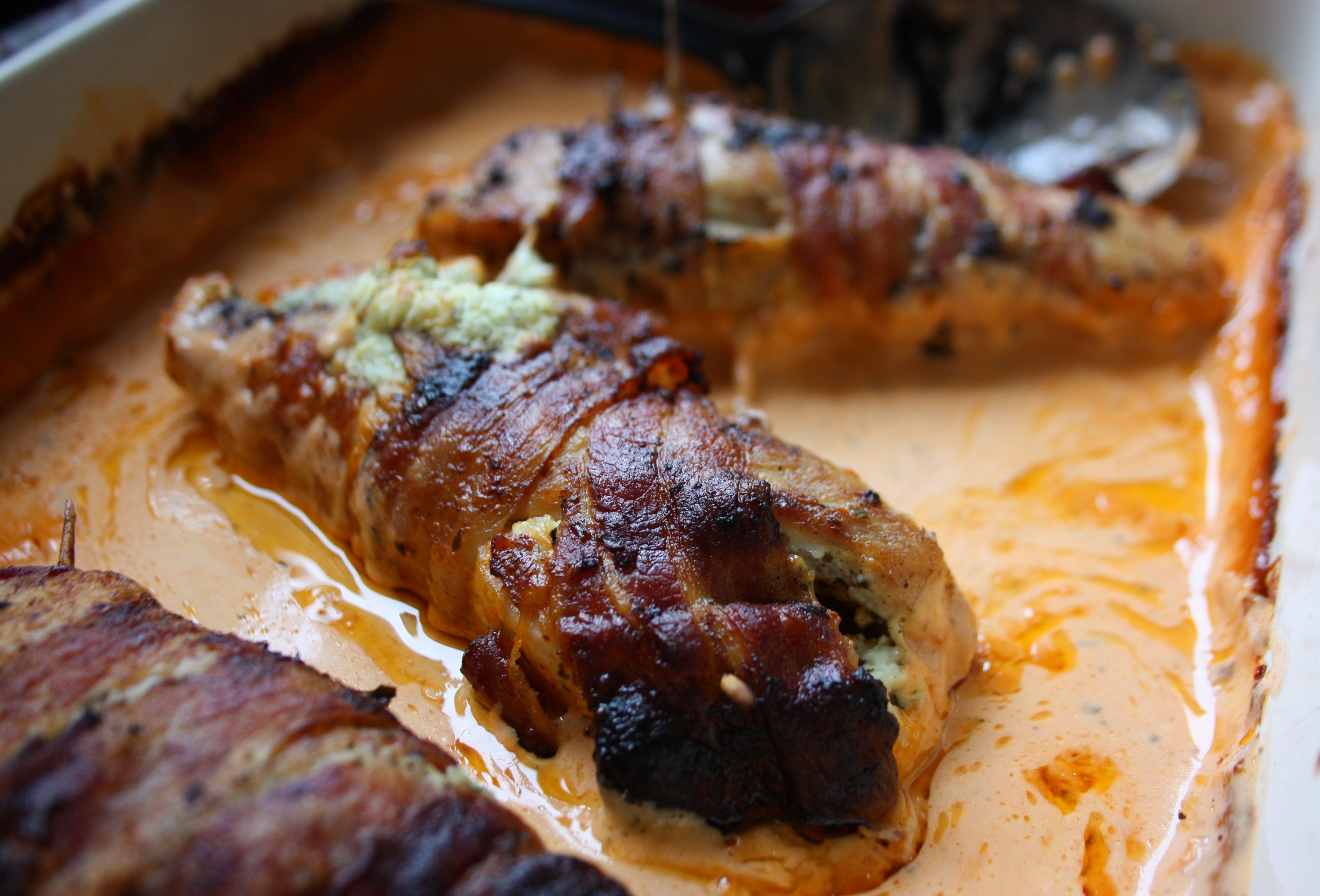 Fylld baconlindad kycklingfile i ... | Madame Edith | Allt om Mat