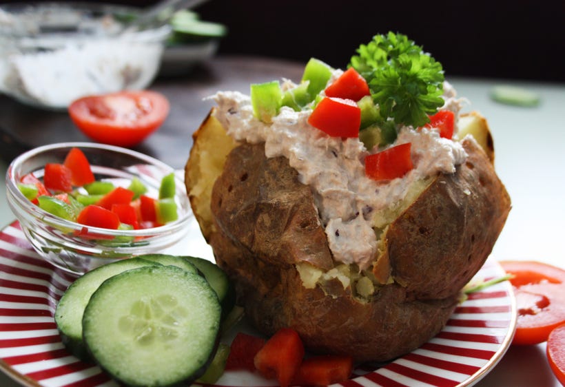Bakad potatis med tonfiskröra | Madame Edith | Allt om Mat
