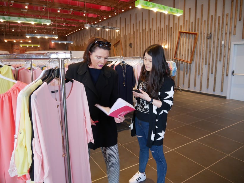 Att köpa in kläder i Italien | Monas Universum | Amelia