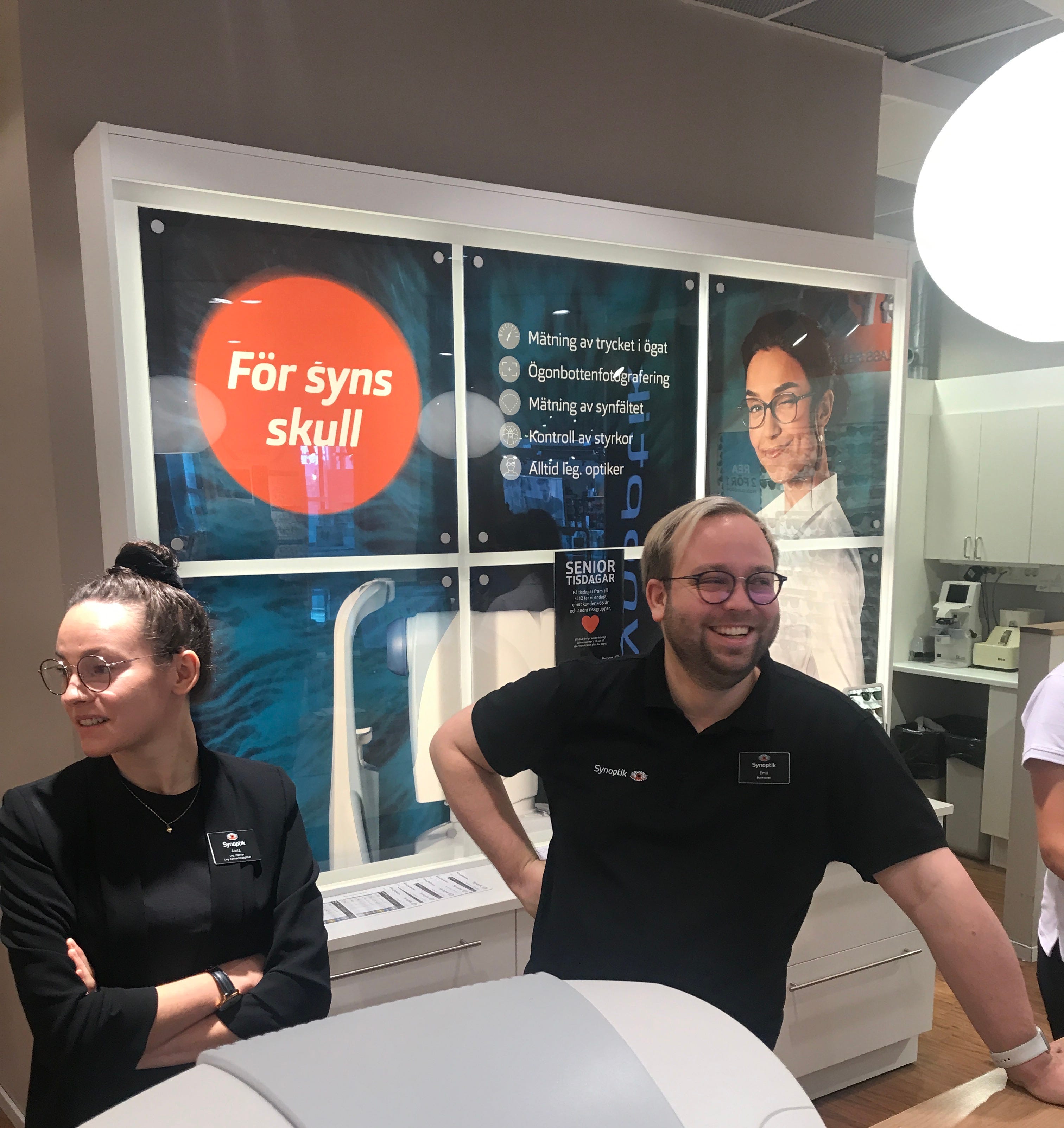 Syna sig lite på Synoptik | Monas Universum | Amelia