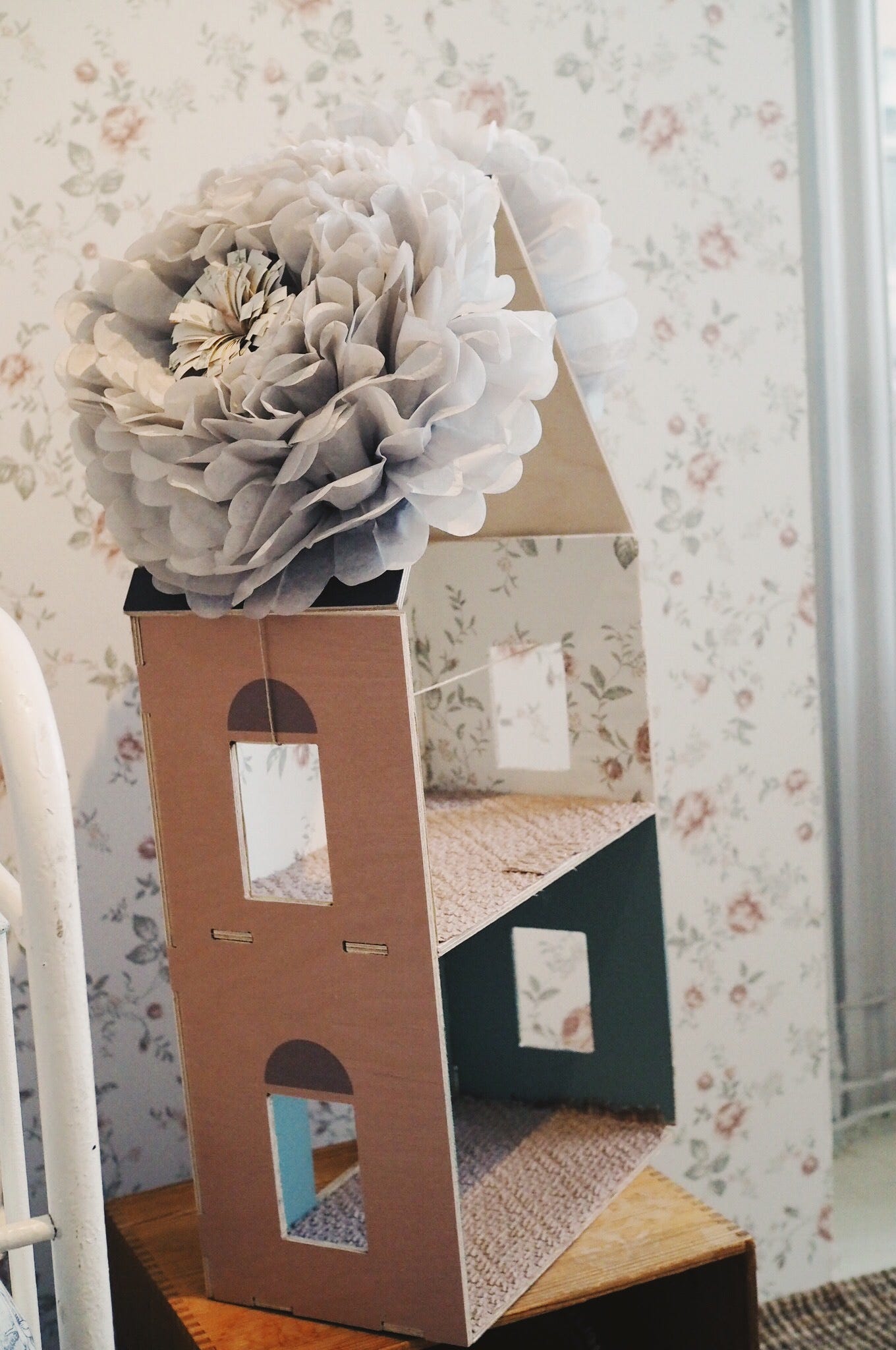 Newbie X Borås tapeter | Paula Rosas | Amelia