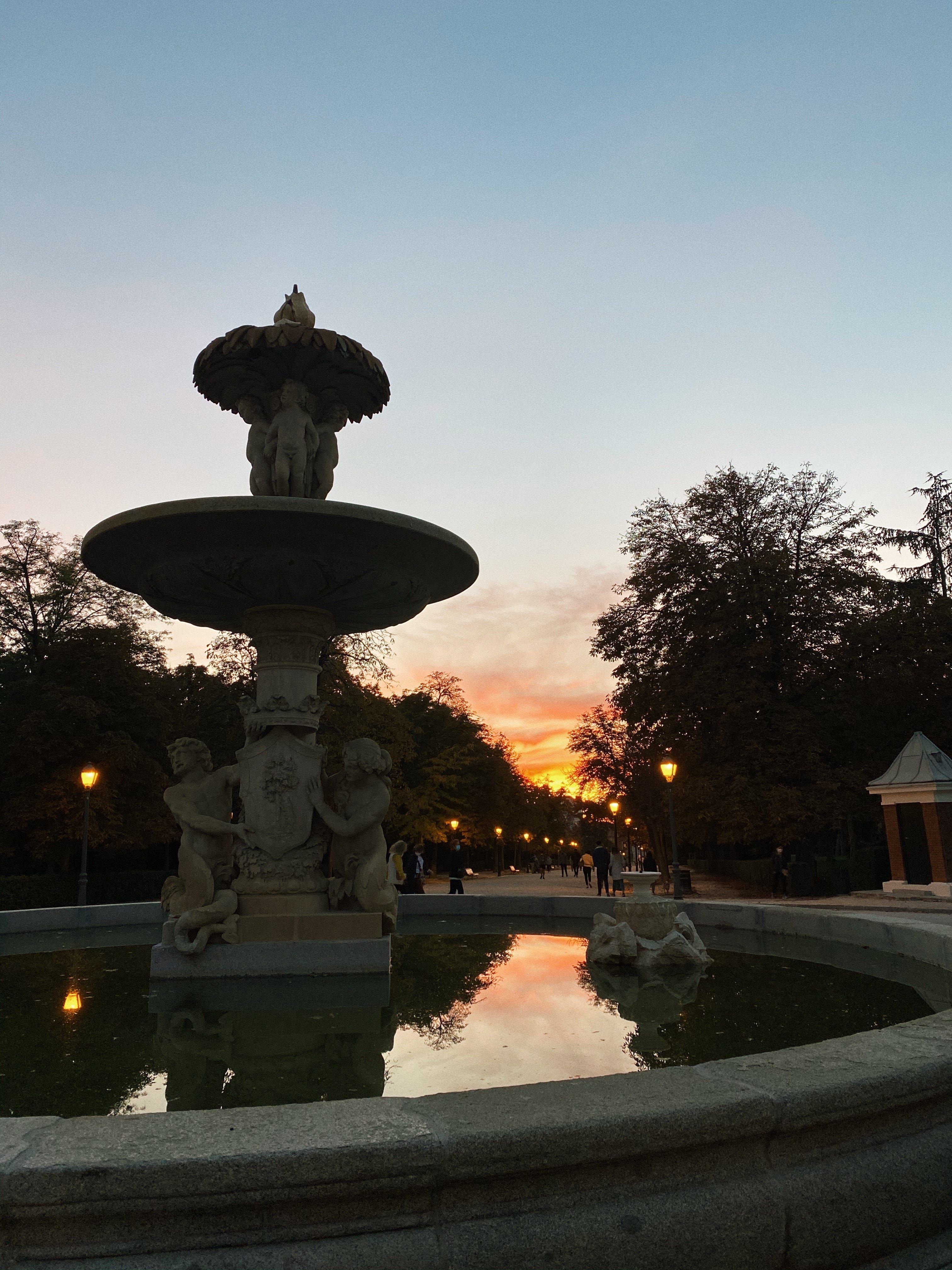 Mmmm..MADRID | Emma Halldén | Mama