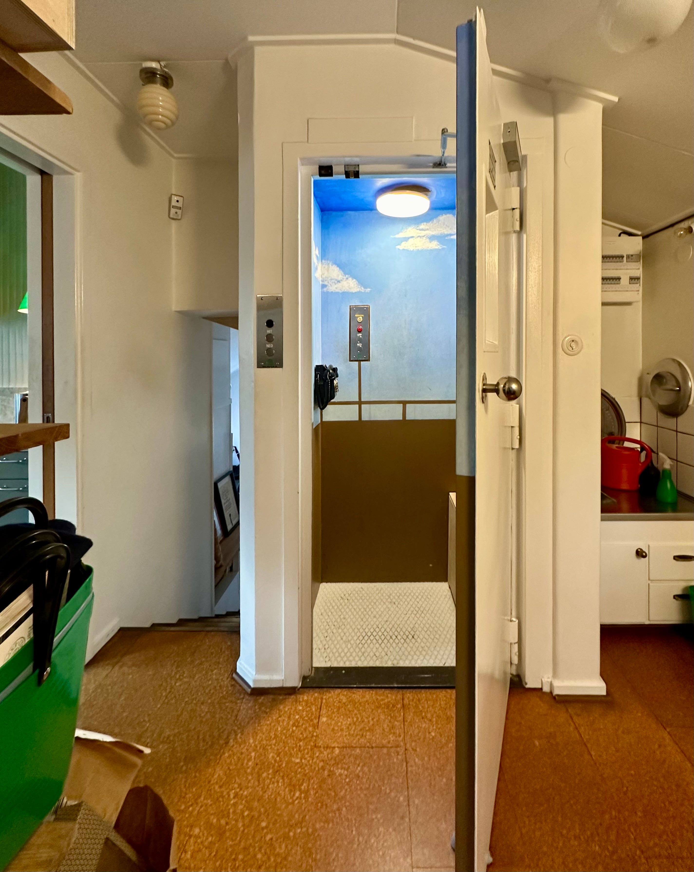 Personhiss! Ett hus avsett att kun... | Svante Öqvist | Sköna Hem