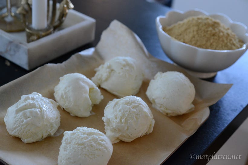 Friterad glass med salt kolasås | MATPLATSEN | Amelia