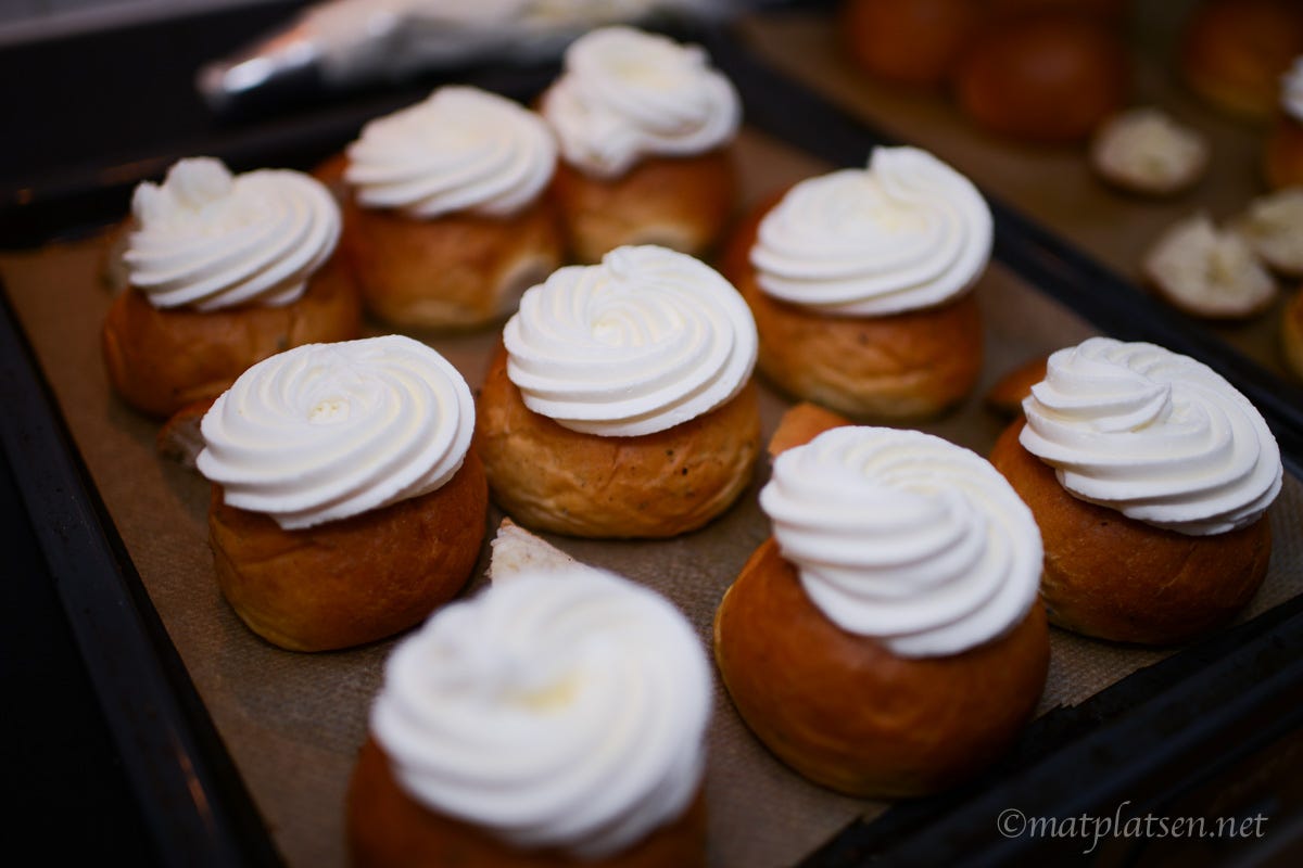 Världens godaste fluffigaste semlor! | MATPLATSEN | Amelia