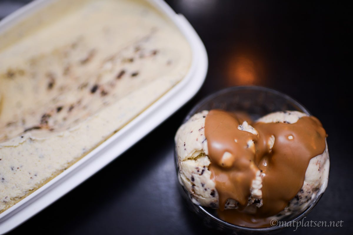 Bananglass med chokladkross | MATPLATSEN | Amelia