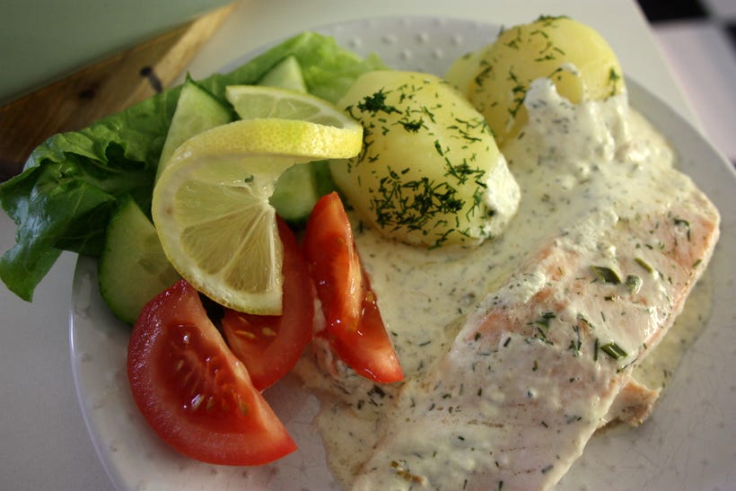 Lax i sås med färskost | Madame Edith | Allt om Mat